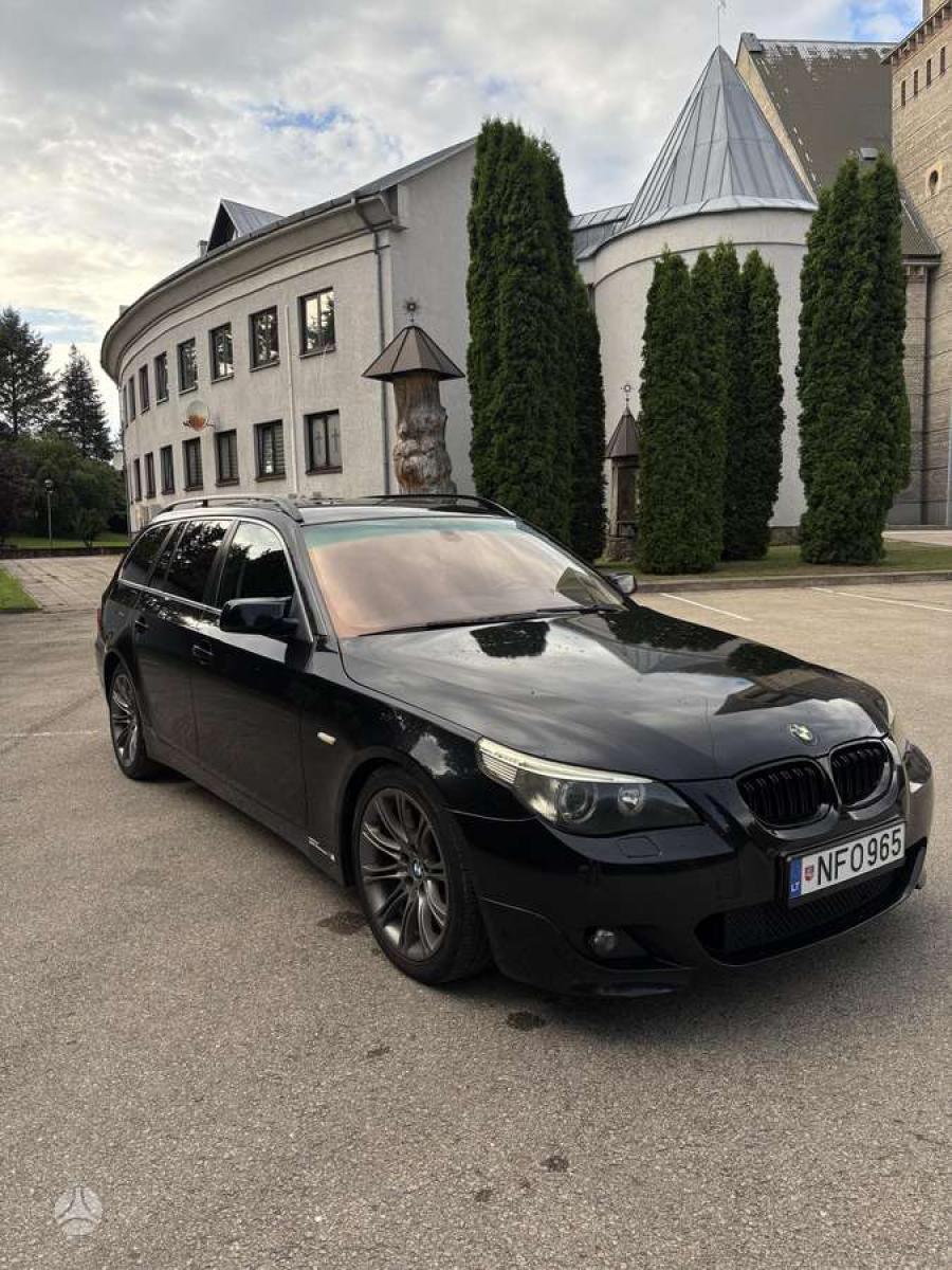 Black BMW 525 2006 in Alytus, with an engine capacity of 2.50 L and mileage of 375 thousand km for 3450 €, photo 5 on AUTOMOTO.COM.LV