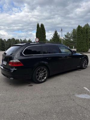 Black BMW 525 2006 in Alytus, with an engine capacity of 2.50 L and mileage of 375 thousand km for 3450 €, photo 6 on AUTOMOTO.COM.LV