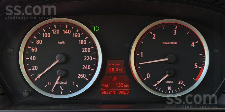 Black BMW 525 2006 in Riga, with an engine capacity of 2.50 L and mileage of 383 thousand km for 3750 €, photo 23 on AUTOMOTO.COM.LV