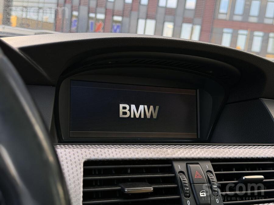 Black BMW 525 2006 in Riga, with an engine capacity of 2.50 L and mileage of 383 thousand km for 3750 €, photo 26 on AUTOMOTO.COM.LV