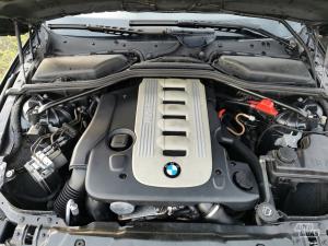 Black BMW 525 2006 in Utena, with an engine capacity of 2.50 L and mileage of 471 thousand km for 2800 €, photo 16 on AUTOMOTO.COM.LV
