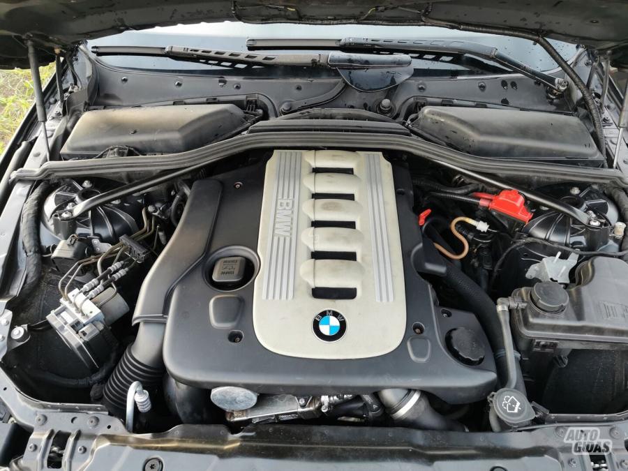Black BMW 525 2006 in Utena, with an engine capacity of 2.50 L and mileage of 471 thousand km for 2800 €, photo 16 on AUTOMOTO.COM.LV