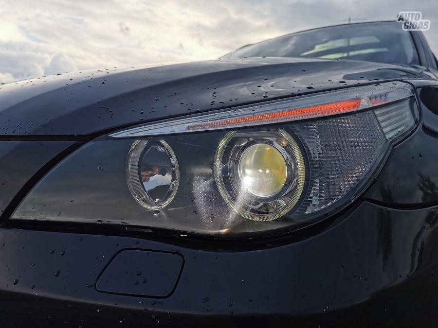 Black BMW 525 2006 in Utena, with an engine capacity of 2.50 L and mileage of 471 thousand km for 2800 €, photo 18 on AUTOMOTO.COM.LV