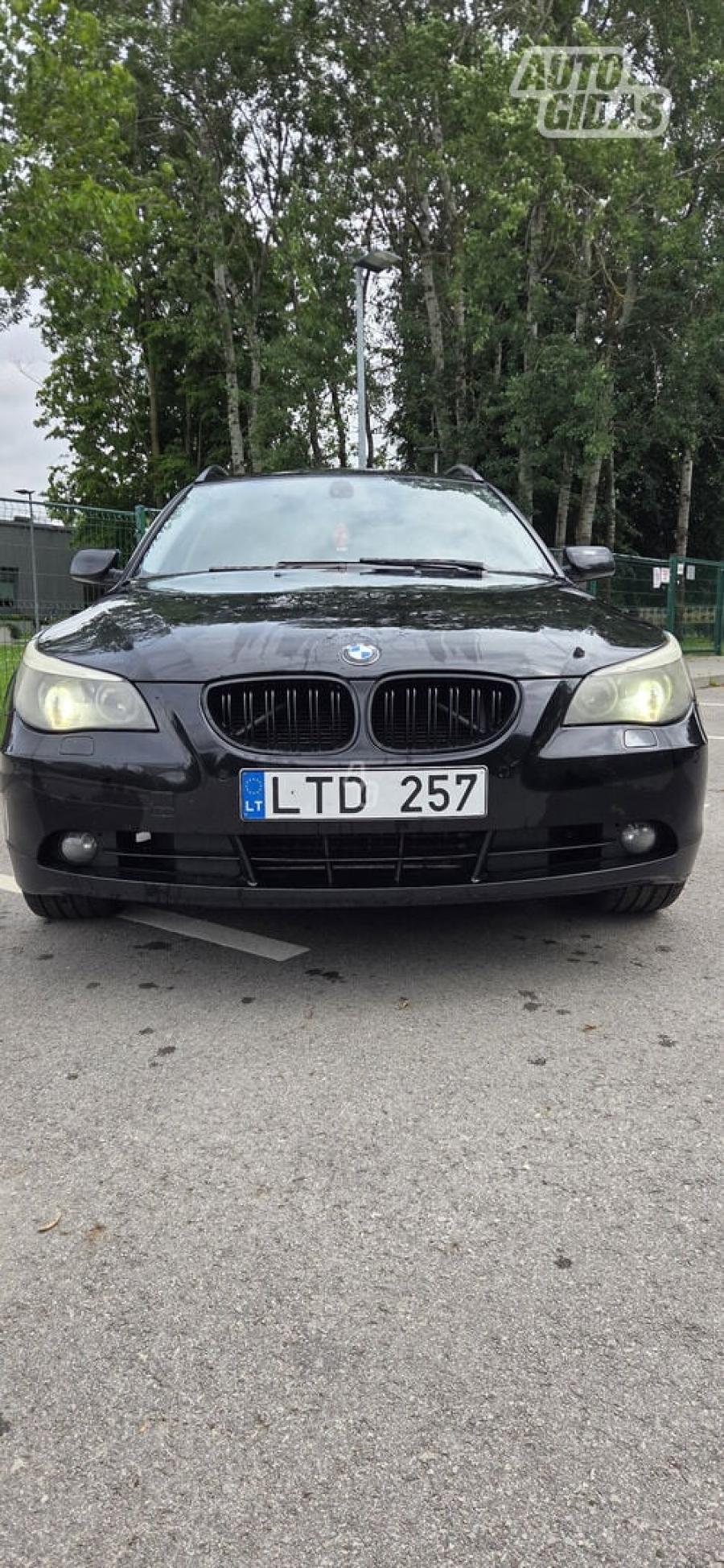 Melns BMW 525 2006 Klaipėda, ar dzinēja tilpumu 2.50 L un nobraukumu 308 tūkst. km par 2000 €, foto 3 vietnē AUTOMOTO.COM.LV