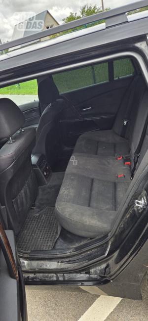 Melns BMW 525 2006 Klaipėda, ar dzinēja tilpumu 2.50 L un nobraukumu 308 tūkst. km par 2000 €, foto 8 vietnē AUTOMOTO.COM.LV