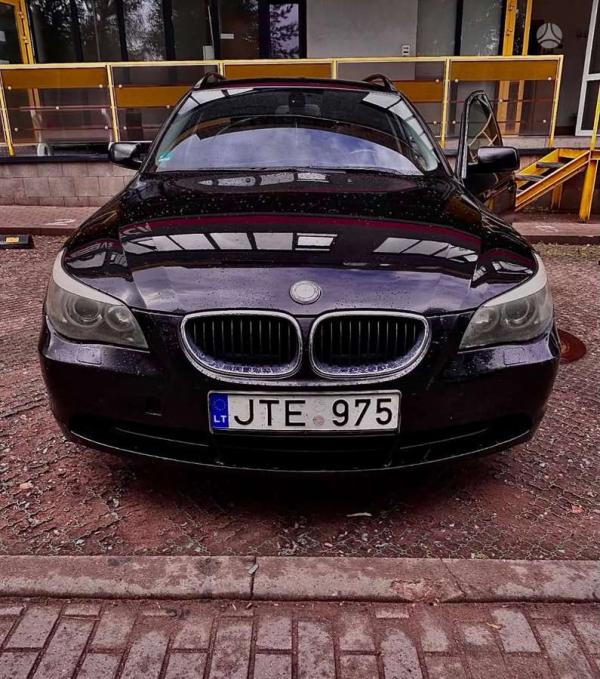 Black BMW 525 2006 in Vilnius, with an engine capacity of 2.50 L and mileage of 322 thousand km for 1700 €, photo 3 on AUTOMOTO.COM.LV