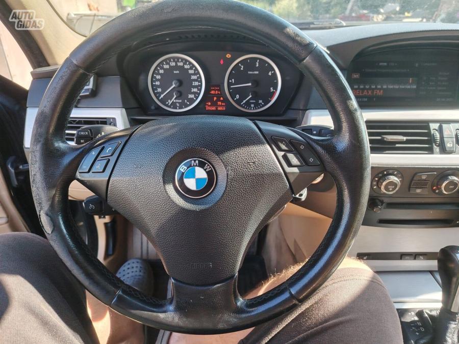 Melns BMW 525 2006 Mažeikiai, ar dzinēja tilpumu 2.50 L un nobraukumu 379 tūkst. km par 2350 €, foto 11 vietnē AUTOMOTO.COM.LV