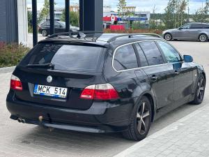 Black BMW 525 2006 in Vilnius, with an engine capacity of 2.50 L and mileage of 372 thousand km for 1450 €, photo 4 on AUTOMOTO.COM.LV