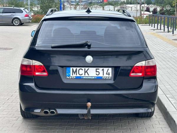 Black BMW 525 2006 in Vilnius, with an engine capacity of 2.50 L and mileage of 372 thousand km for 1450 €, photo 4 on AUTOMOTO.COM.LV