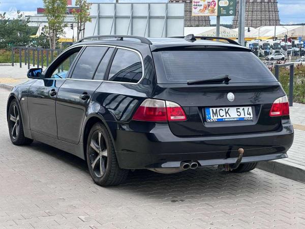 Black BMW 525 2006 in Vilnius, with an engine capacity of 2.50 L and mileage of 372 thousand km for 1450 €, photo 5 on AUTOMOTO.COM.LV