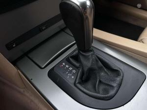 Black BMW 525 2006 in Vilnius, with an engine capacity of 2.50 L and mileage of 372 thousand km for 1450 €, photo 10 on AUTOMOTO.COM.LV