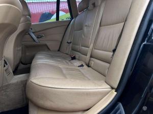 Black BMW 525 2006 in Vilnius, with an engine capacity of 2.50 L and mileage of 372 thousand km for 1450 €, photo 12 on AUTOMOTO.COM.LV