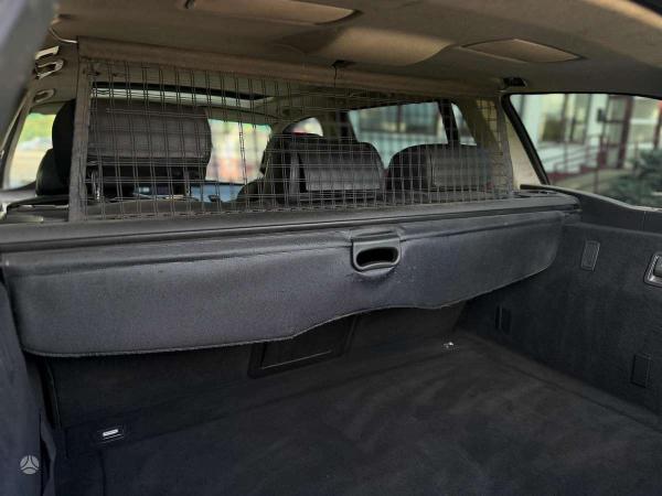 Black BMW 525 2006 in Kaunas, with an engine capacity of 2.50 L and mileage of 324 thousand km for 4000 €, photo 8 on AUTOMOTO.COM.LV