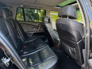 Black BMW 525 2006 in Kaunas, with an engine capacity of 2.50 L and mileage of 324 thousand km for 4000 €, photo 10 on AUTOMOTO.COM.LV