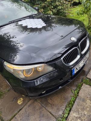 Melns BMW 525 2006 Rīga, ar dzinēja tilpumu 2.50 L un nobraukumu 469 tūkst. km par 1350 €, foto  vietnē AUTOMOTO.COM.LV