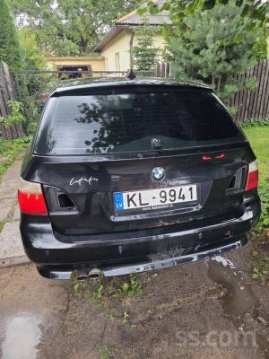 Melns BMW 525 2006 Rīga, ar dzinēja tilpumu 2.50 L un nobraukumu 469 tūkst. km par 1350 €, foto 14 vietnē AUTOMOTO.COM.LV