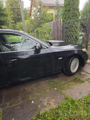 Melns BMW 525 2006 Rīga, ar dzinēja tilpumu 2.50 L un nobraukumu 469 tūkst. km par 1350 €, foto 17 vietnē AUTOMOTO.COM.LV