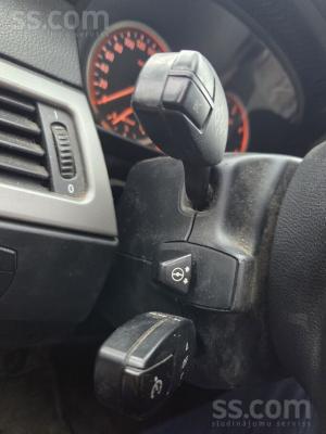 Melns BMW 525 2006 Rīga, ar dzinēja tilpumu 2.50 L un nobraukumu 469 tūkst. km par 1350 €, foto 20 vietnē AUTOMOTO.COM.LV