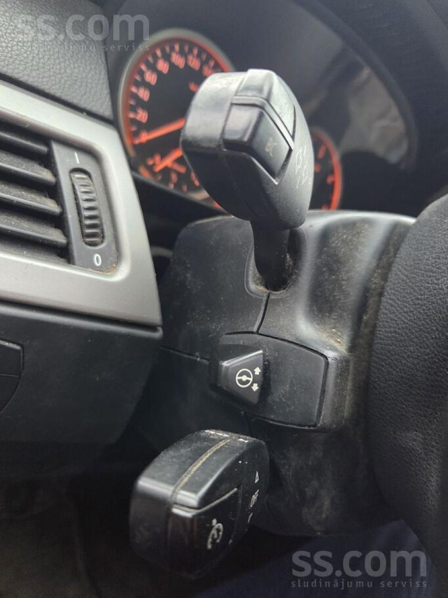 Melns BMW 525 2006 Rīga, ar dzinēja tilpumu 2.50 L un nobraukumu 469 tūkst. km par 1350 €, foto 20 vietnē AUTOMOTO.COM.LV