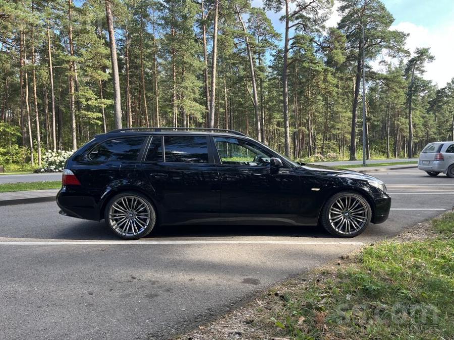 Melns BMW 525 2006 Rīga, ar dzinēja tilpumu 2.50 L un nobraukumu 370 tūkst. km par 3150 €, foto 9 vietnē AUTOMOTO.COM.LV