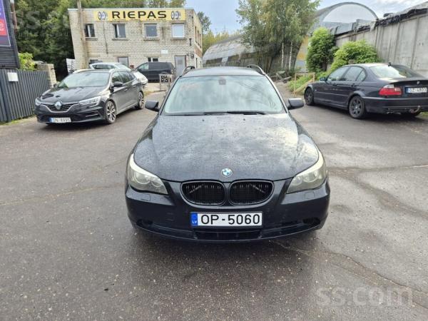 Melns BMW 525 2006 Rīga, ar dzinēja tilpumu 2.50 L un nobraukumu 470 tūkst. km par 2590 €, foto 4 vietnē AUTOMOTO.COM.LV