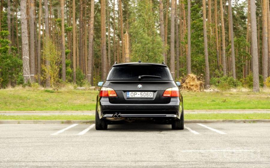 Melns BMW 525 2006 Rīga, ar dzinēja tilpumu 2.50 L un nobraukumu 470 tūkst. km par 2590 €, foto 8 vietnē AUTOMOTO.COM.LV