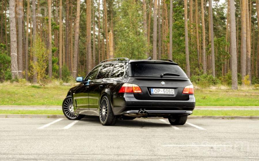 Melns BMW 525 2006 Rīga, ar dzinēja tilpumu 2.50 L un nobraukumu 470 tūkst. km par 2590 €, foto 9 vietnē AUTOMOTO.COM.LV
