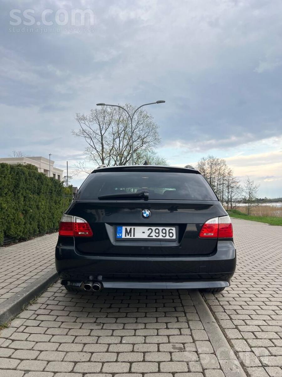 Melns BMW 525 2007 Rīga, ar dzinēja tilpumu 2.50 L un nobraukumu 339 tūkst. km par 2750 €, foto 3 vietnē AUTOMOTO.COM.LV