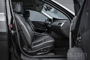 Black BMW 525 2007 in Riga, with an engine capacity of 2.50 L and mileage of 0 thousand km for 3990 €, photo 8 on AUTOMOTO.COM.LV