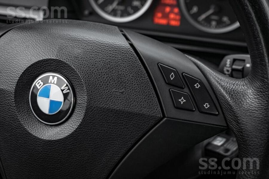 Black BMW 525 2007 in Riga, with an engine capacity of 2.50 L and mileage of 0 thousand km for 3990 €, photo 19 on AUTOMOTO.COM.LV