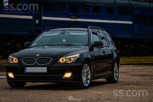 Black BMW 525 2007 in Ventspils, with an engine capacity of 3.00 L and mileage of 388 thousand km for 5000 €, photo  on AUTOMOTO.COM.LV