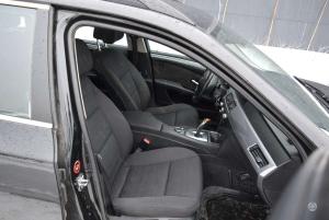Black BMW 525 2007 in Vilnius, with an engine capacity of 2.99 L and mileage of 485 thousand km for 3450 €, photo 8 on AUTOMOTO.COM.LV