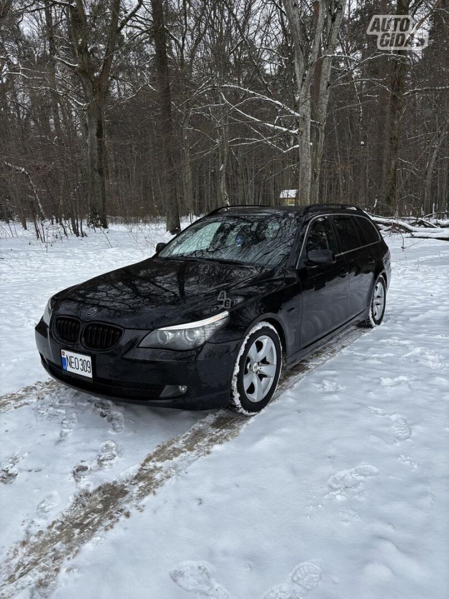 Black BMW 525 2007 in Alytus, with an engine capacity of 3.00 L and mileage of 366 thousand km for 3900 €, photo 1 on AUTOMOTO.COM.LV