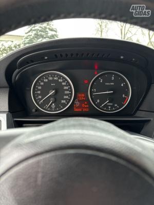 Black BMW 525 2007 in Alytus, with an engine capacity of 3.00 L and mileage of 366 thousand km for 3900 €, photo 18 on AUTOMOTO.COM.LV