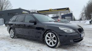 Melns BMW 525 2007 Kauņa, ar dzinēja tilpumu 3.00 L un nobraukumu 412 tūkst. km par 3600 €, foto  vietnē AUTOMOTO.COM.LV
