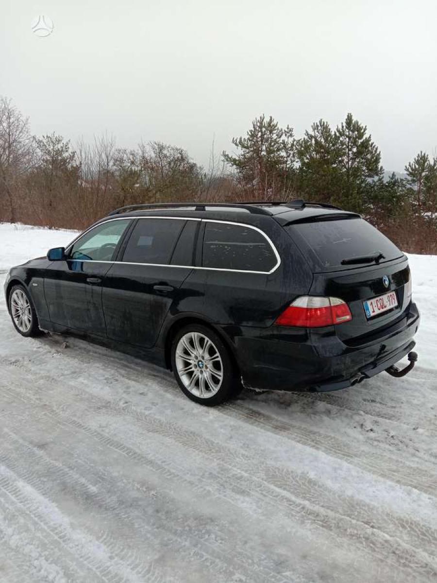 Melns BMW 525 2007 Kauņa, ar dzinēja tilpumu 2.50 L un nobraukumu 220 tūkst. km par 4350 €, foto 4 vietnē AUTOMOTO.COM.LV