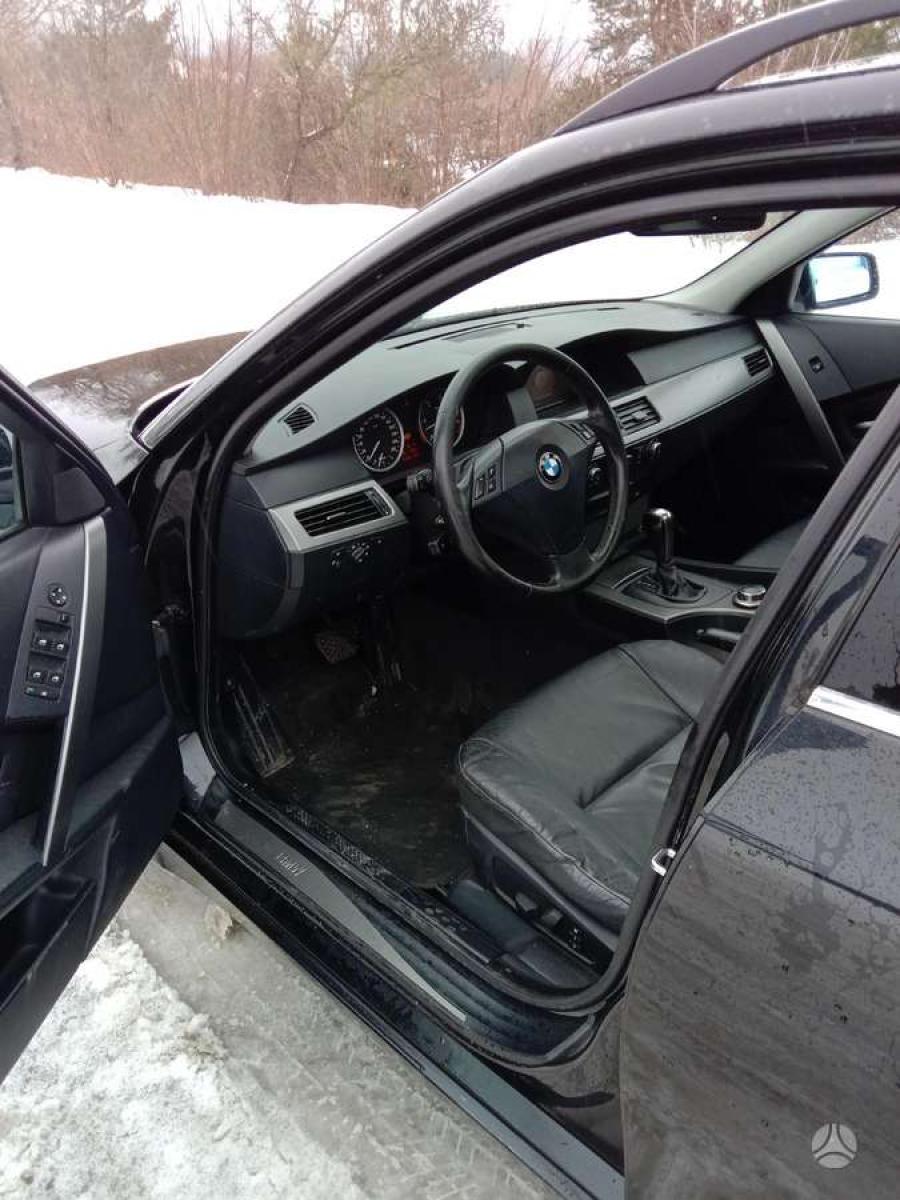 Melns BMW 525 2007 Kauņa, ar dzinēja tilpumu 2.50 L un nobraukumu 220 tūkst. km par 4350 €, foto 6 vietnē AUTOMOTO.COM.LV