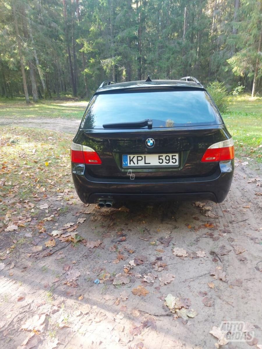 Black BMW 525 2007 in Marijampole, with an engine capacity of 3.00 L and mileage of 446 thousand km for 3400 €, photo 4 on AUTOMOTO.COM.LV