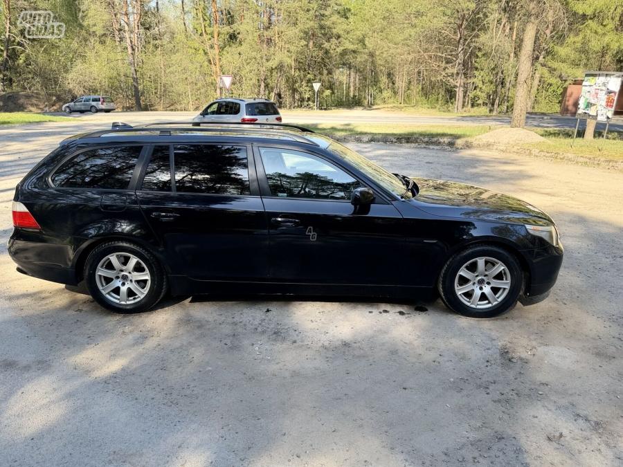 Melns BMW 525 2007 Kauņa, ar dzinēja tilpumu 2.50 L un nobraukumu 400 tūkst. km par 2499 €, foto 12 vietnē AUTOMOTO.COM.LV