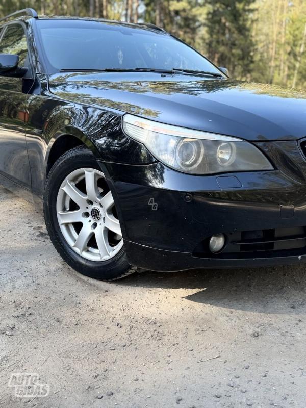 Black BMW 525 2007 in Kaunas, with an engine capacity of 2.50 L and mileage of 390 thousand km for 2400 €, photo 10 on AUTOMOTO.COM.LV