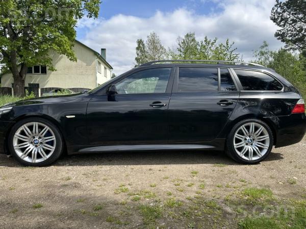 Black BMW 525 2007 in Ogre, with an engine capacity of 3.00 L and mileage of 306 thousand km for 4990 €, photo 3 on AUTOMOTO.COM.LV