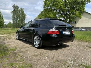Black BMW 525 2007 in Ogre, with an engine capacity of 3.00 L and mileage of 306 thousand km for 4990 €, photo 5 on AUTOMOTO.COM.LV