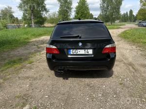 Black BMW 525 2007 in Ogre, with an engine capacity of 3.00 L and mileage of 306 thousand km for 4990 €, photo 6 on AUTOMOTO.COM.LV