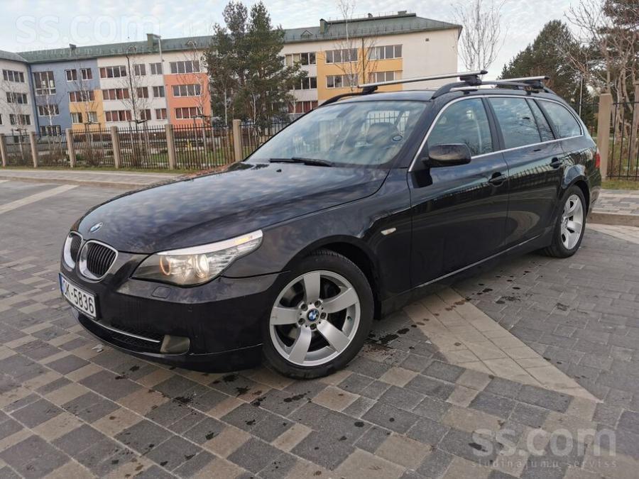 Melns BMW 525 2007 Jelgava, ar dzinēja tilpumu 3.00 L un nobraukumu 319 tūkst. km par 5100 €, foto 1 vietnē AUTOMOTO.COM.LV