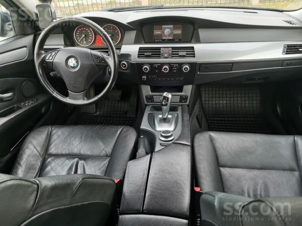 Black BMW 525 2007 in Jelgava, with an engine capacity of 3.00 L and mileage of 319 thousand km for 5100 €, photo 5 on AUTOMOTO.COM.LV