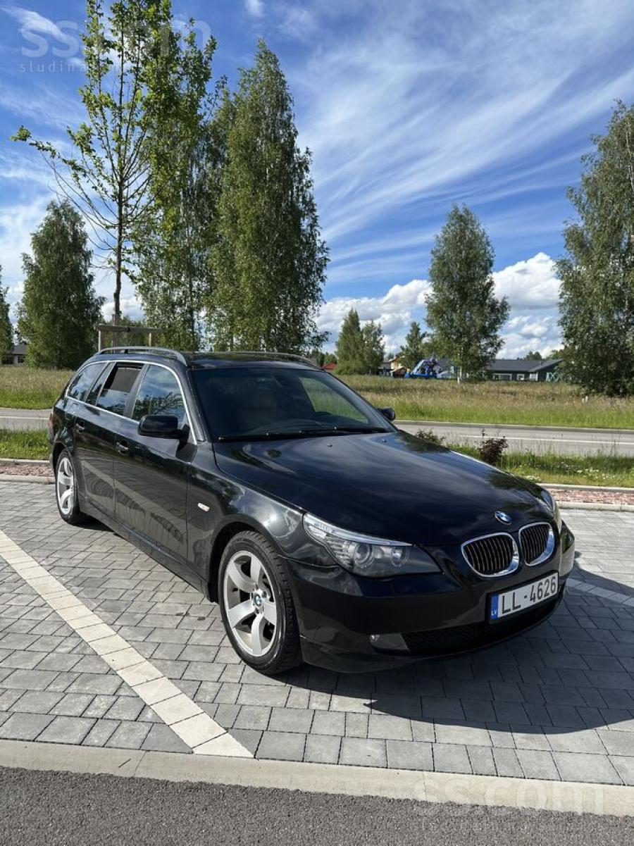 Melns BMW 525 2007 Jelgava, ar dzinēja tilpumu 3.00 L un nobraukumu 341 tūkst. km par 4500 €, foto 1 vietnē AUTOMOTO.COM.LV