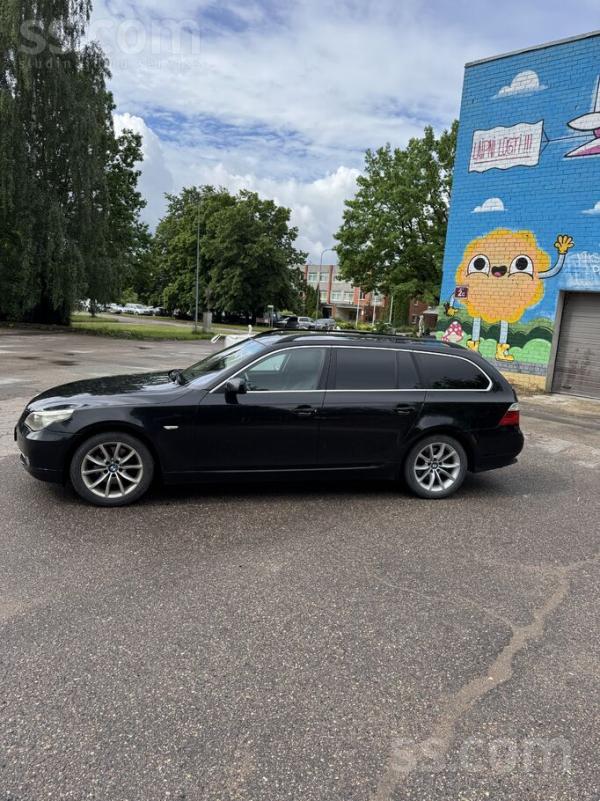 Melns BMW 525 2007 Rīga, ar dzinēja tilpumu 3.00 L un nobraukumu 356 tūkst. km par 4250 €, foto 3 vietnē AUTOMOTO.COM.LV