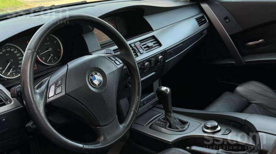 Melns BMW 525 2007 Rīga, ar dzinēja tilpumu 2.50 L un nobraukumu 287 tūkst. km par 2990 €, foto 7 vietnē AUTOMOTO.COM.LV