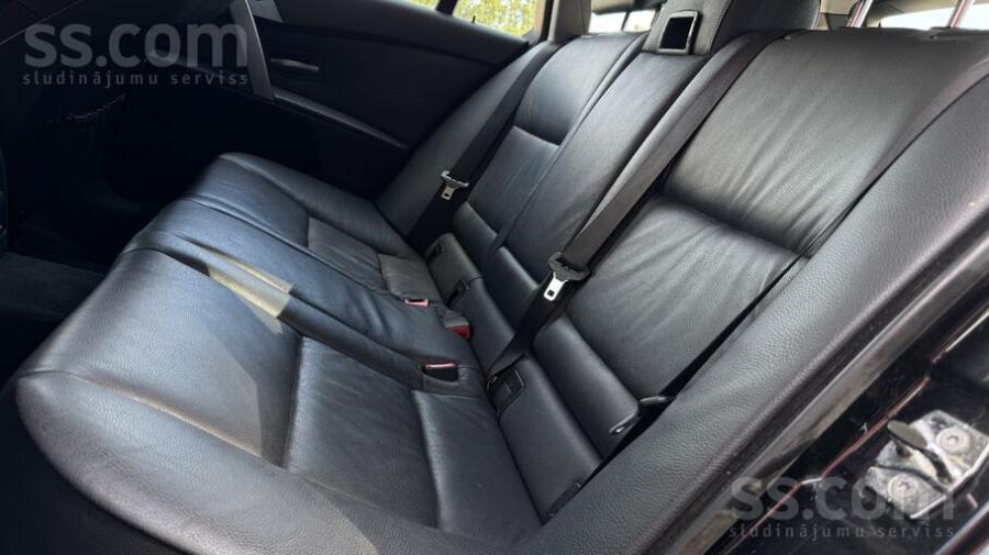 Melns BMW 525 2007 Rīga, ar dzinēja tilpumu 2.50 L un nobraukumu 287 tūkst. km par 2990 €, foto 11 vietnē AUTOMOTO.COM.LV