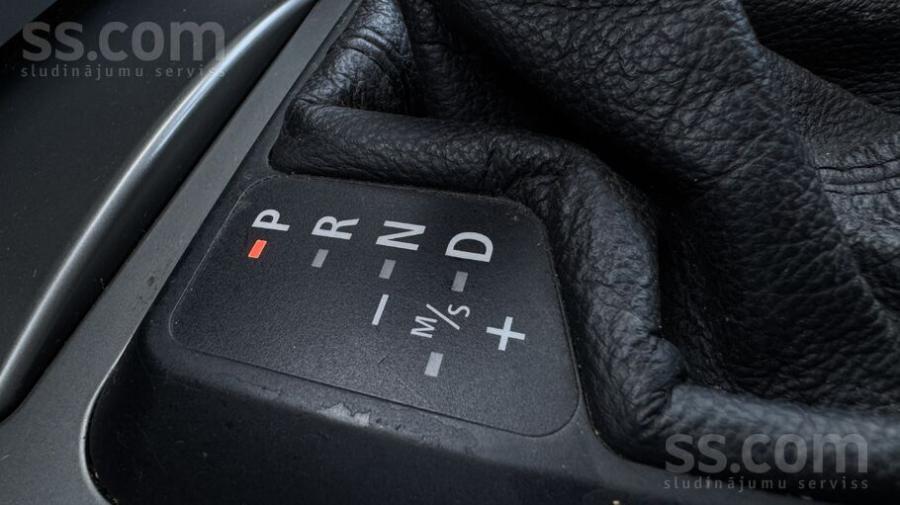 Melns BMW 525 2007 Rīga, ar dzinēja tilpumu 2.50 L un nobraukumu 287 tūkst. km par 2990 €, foto 15 vietnē AUTOMOTO.COM.LV